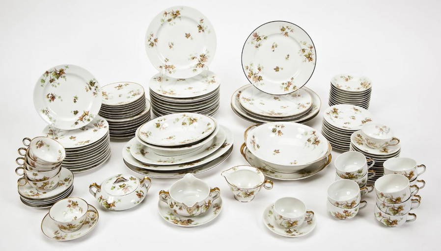 117 Pc Haviland Limoges Autumn Leaf Dish Set