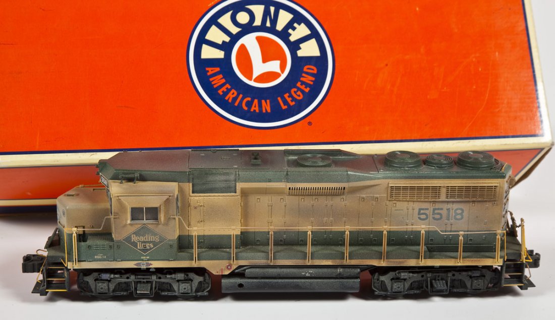 Lionel Gp 30 Reading Locomotive #6 28216
