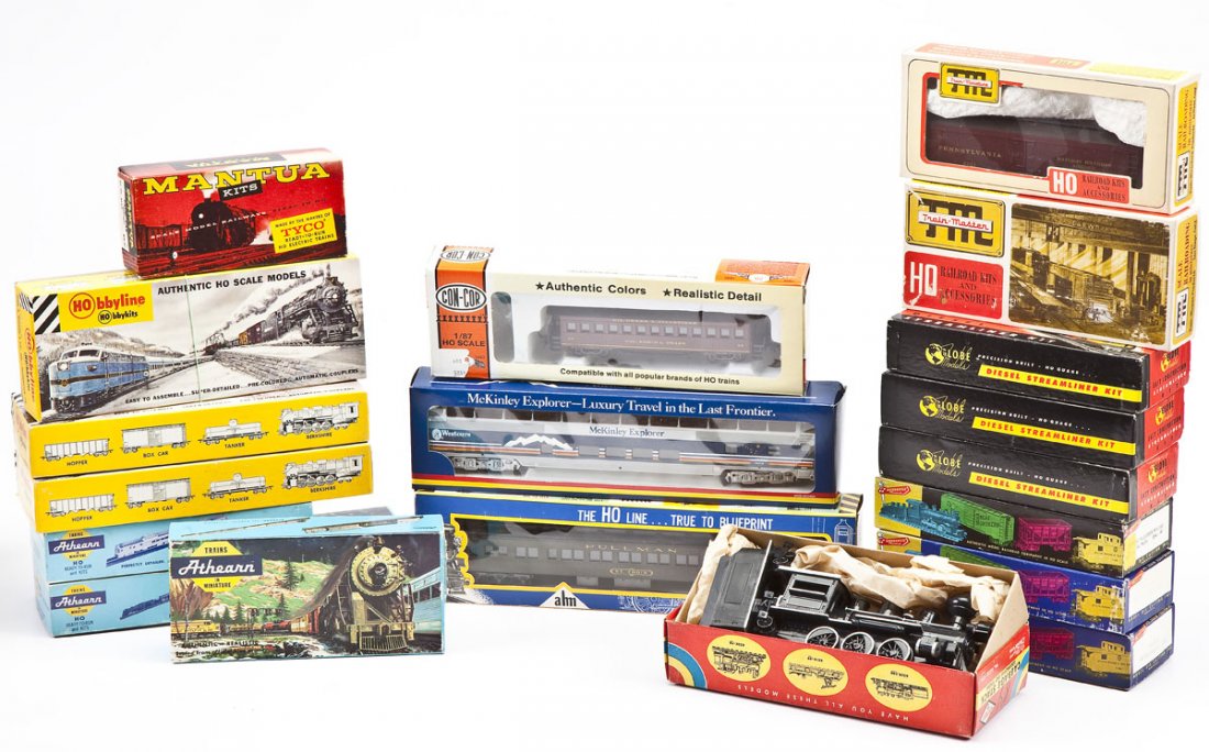 20 Ho Scale Model Kits
