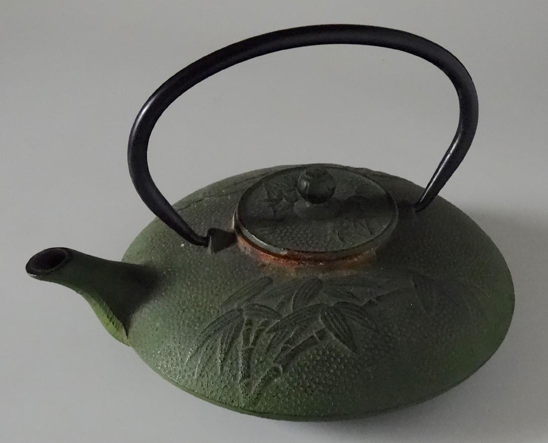 ANTIQUE CAST IRON VINTAGE SUGAR SYRUP KETTLE