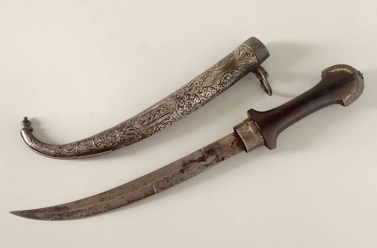 Antique Islamic Curved Blade Dagger Moroccan Koummya