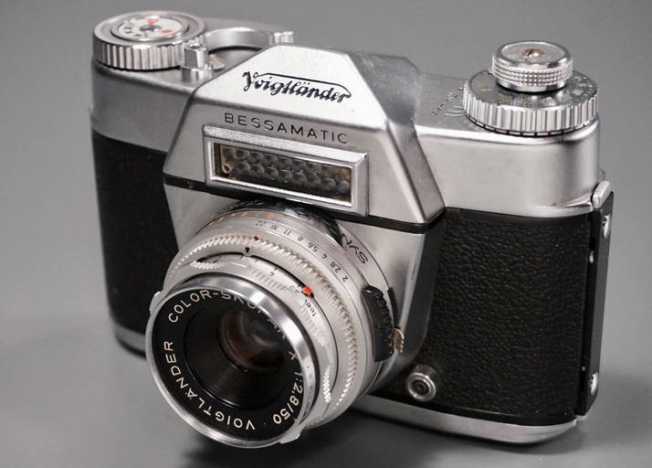 Voigtlander Bessamatic Vintage 35 Mm Film Camera