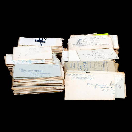 Letters: Elsie Martinez, Harriet Dean, and others, 1920s-1940s. (#0207 ...