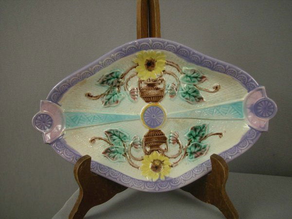 320: SAMUEL LEAR diamond shape sunflower and urn diamon