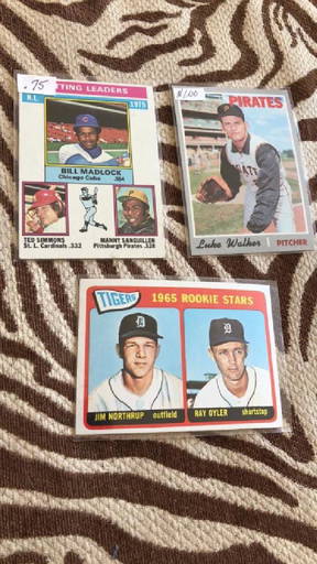 Vintage 1960s And 1970s Vintage Baseball Card Lot