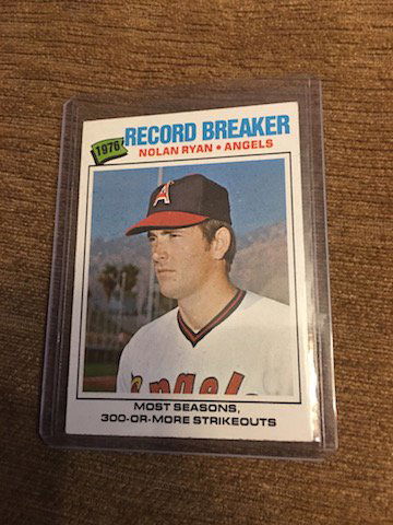 1977 Topps #234 Nolan Ryan Record Breaker