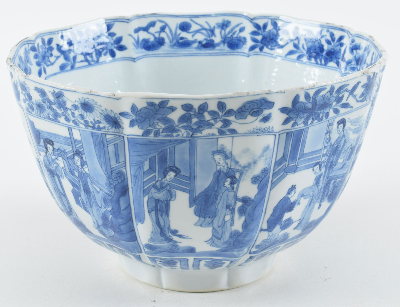 Porcelain bowl. China. Kang Hsi period (1662-1722). Lobated, high sided ...
