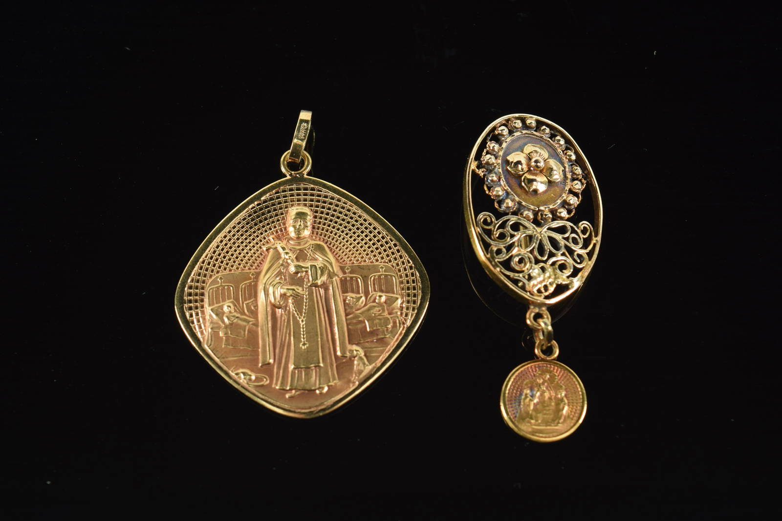 2 14k Gold Religious Pendants. 1) Oval Bead And Wire Work With ...