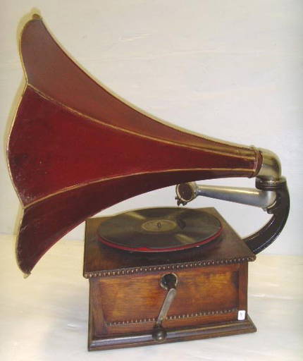 Columbia Disc Graphophone 24 Inches With Horn