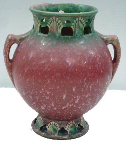 ROSEVILLE POTTERY 'FERELLA' PATTERN VASE - Jul 31, 2013 | Sandwich ...