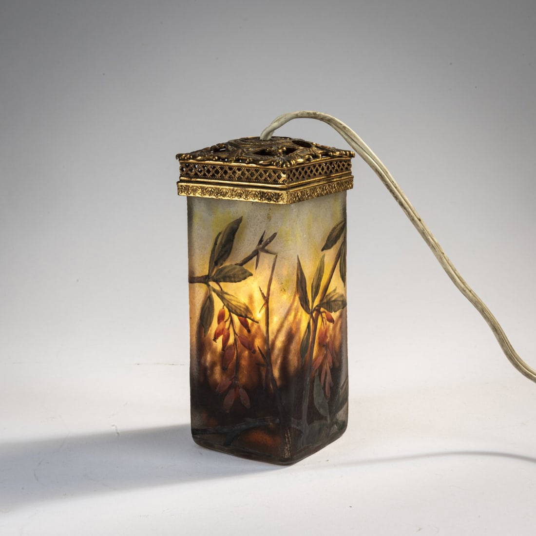 Daum Frères, Nancy, Small Table Light 'epine Vinette', C. 1910 Auction