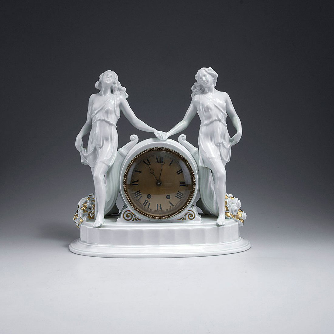 Amsterdam School. Chimney clock, c1905. H. 34 cm. - Nov 05, 2013 ...
