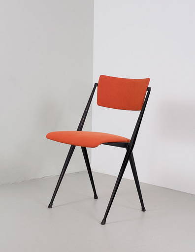 'Pyramid' chair - Sep 24, 2013 | Quittenbaum Kunstauktionen GmbH in Germany