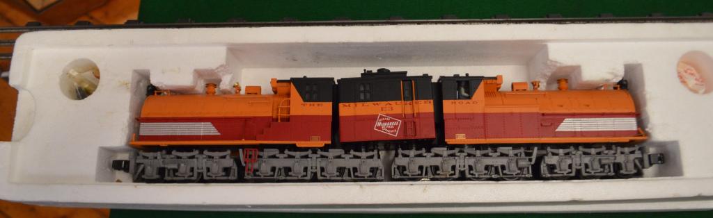 Mth Milwaukee Road Ep Bipolar Locomotive