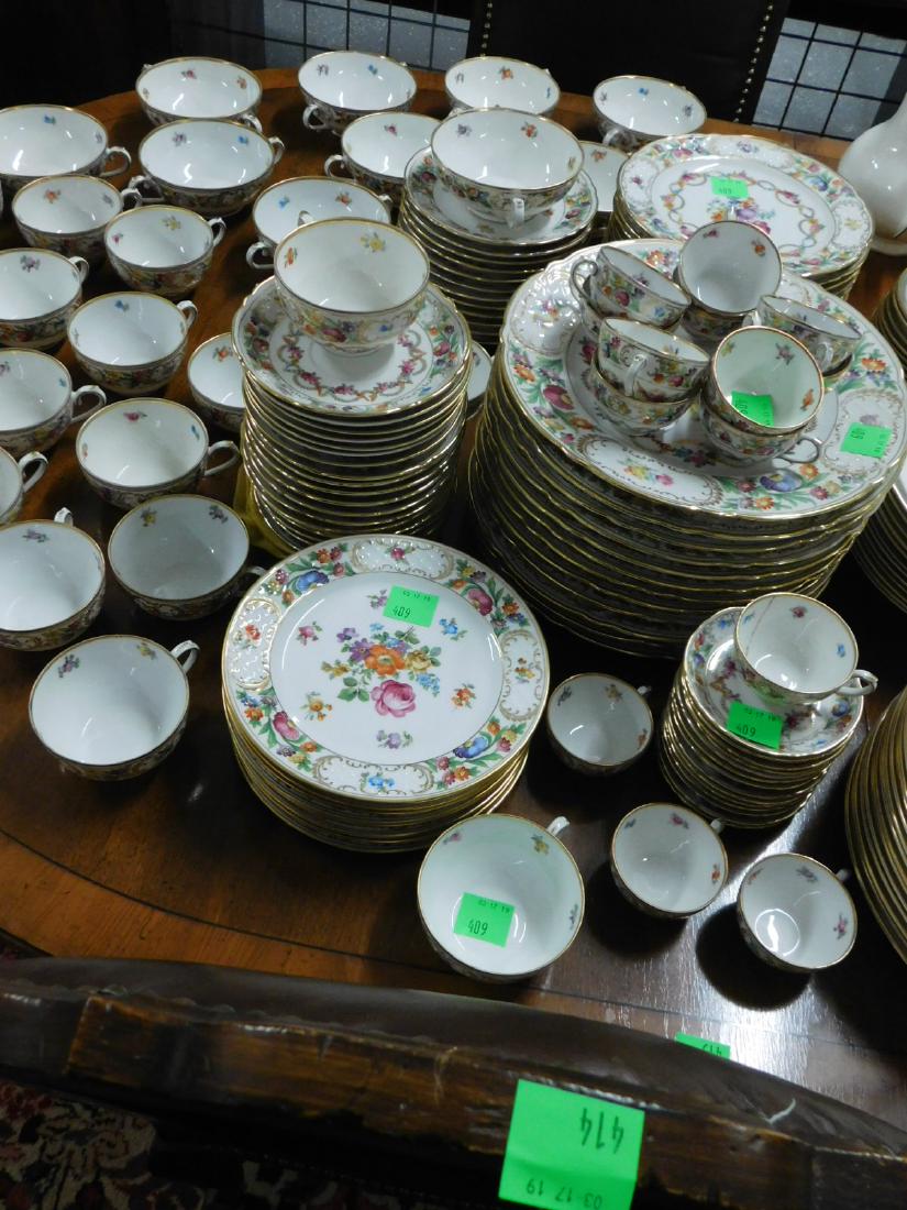 Assembled 124 PC Schumann Bavarian China Set