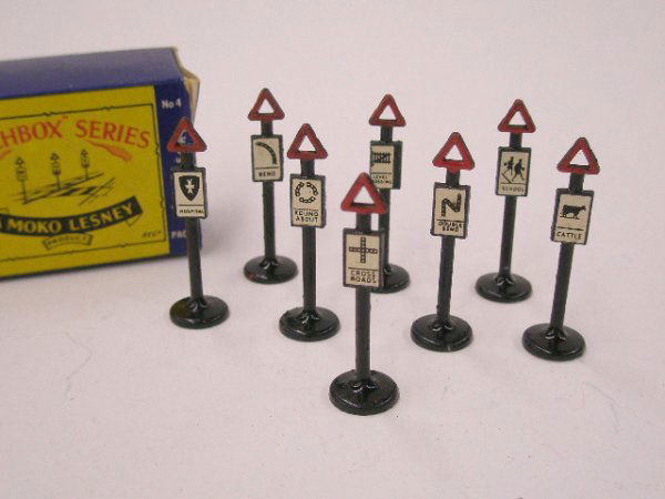 1960 Matchbox Accessory Pack