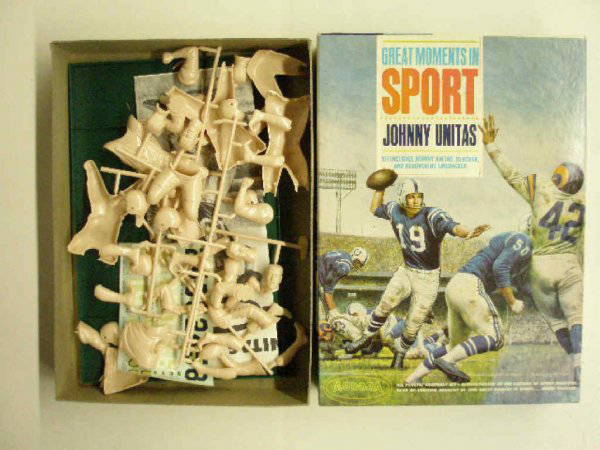 Aurora Plastic Johnny Unitas Model Kit
