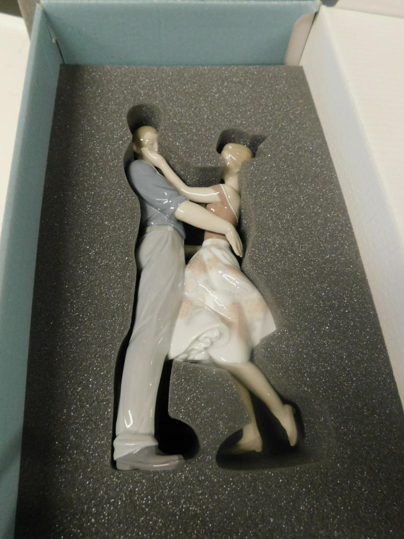 Lladro "happy Encounter"