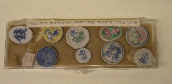 10 Oriental Porcelain Gambling Tokens