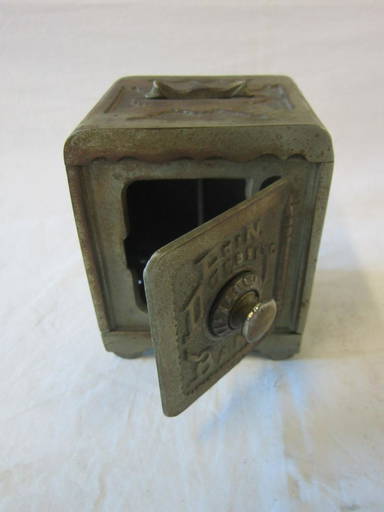 Vintage Cast Iron Coin Deposit Bank