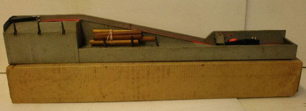 1046: Post War Lionel #364 Lumber Loader