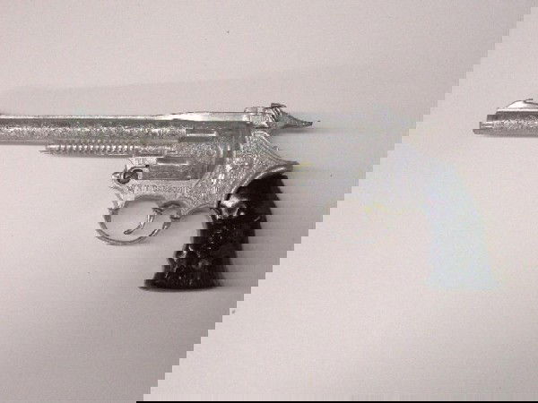 1139: Kilgore Kit Carson Toy Cap Gun