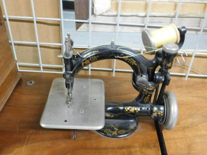 Black Wilcox & Gibbs Sewing Machine Made By Westing
