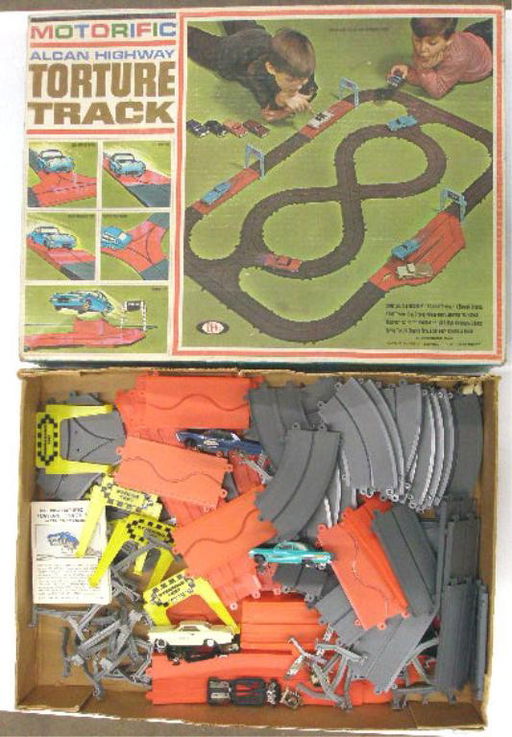 24: 1965 Ideal Motorific Torture Track Set - May 05, 2011 | B.S ...