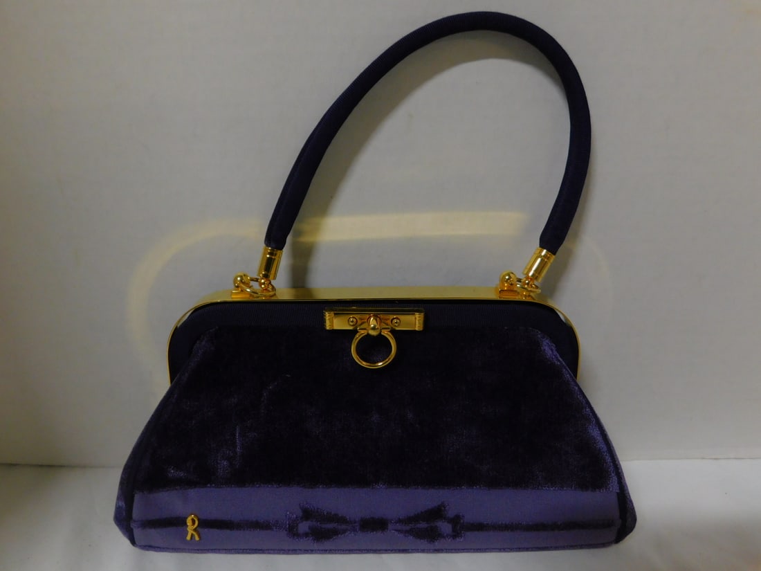 Roberta Di Camerino Prices - 2,220 Auction Price Results Roberta Di Camerino Prices - 2,220 Auction Price Results