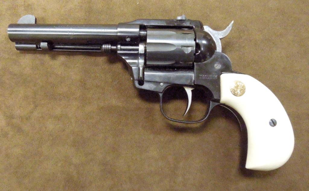 1017: Hi-Standard .22 Nine Shot Double Action Revolver - Aug 09, 2012 ...