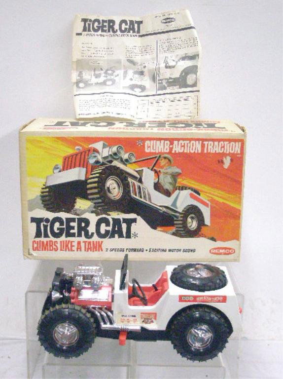 71: Remco Battery Operated Tiger Cat Jeep