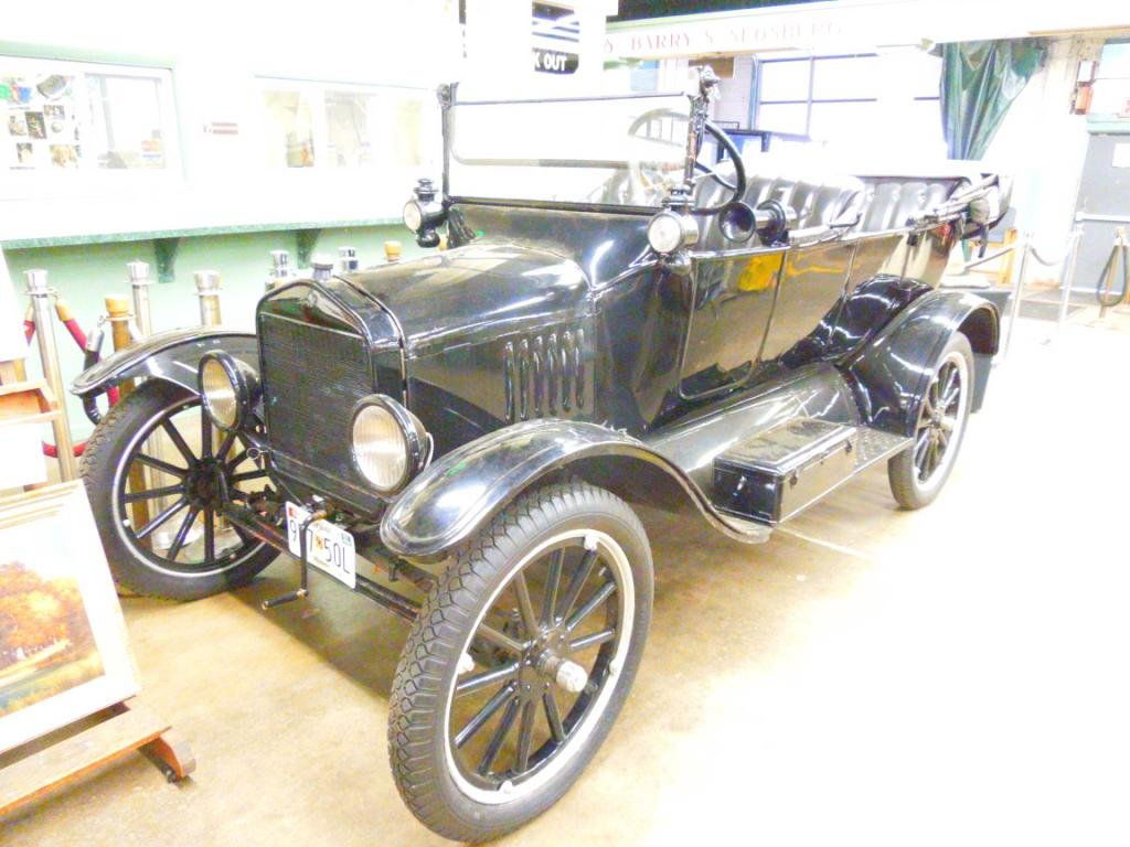 1919 Model-T Ford Touring Car