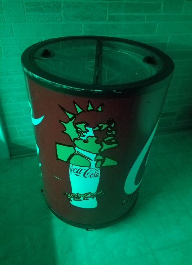 BANKSY street art, LENIN Coca Cola Fridge Barrel - Dec 16, 2017 | Dumus ...