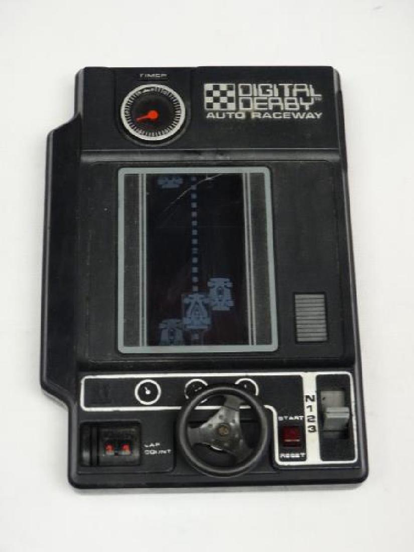 Digital Derby Auto Raceway Game - Dec 07, 2017 | Summit Auction ...