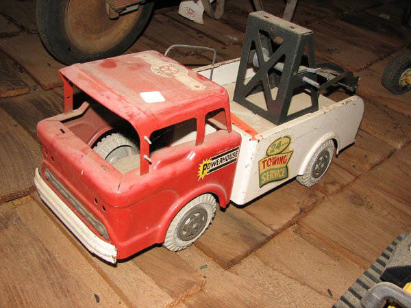 Louis Marx & Co. Toy Wrecker Truck