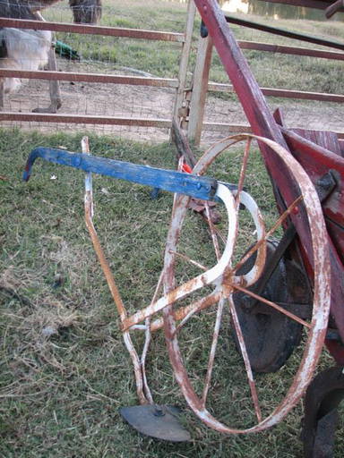 Single Row Plow With Wheel, Walk Behind