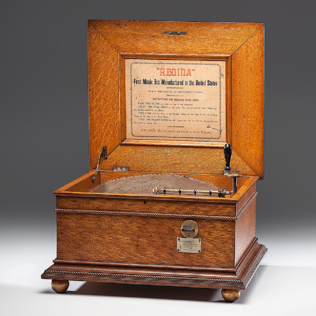 Regina 11 Inch Disc Music Box - Jul 29, 2017 | Cowan's Auctions in OH