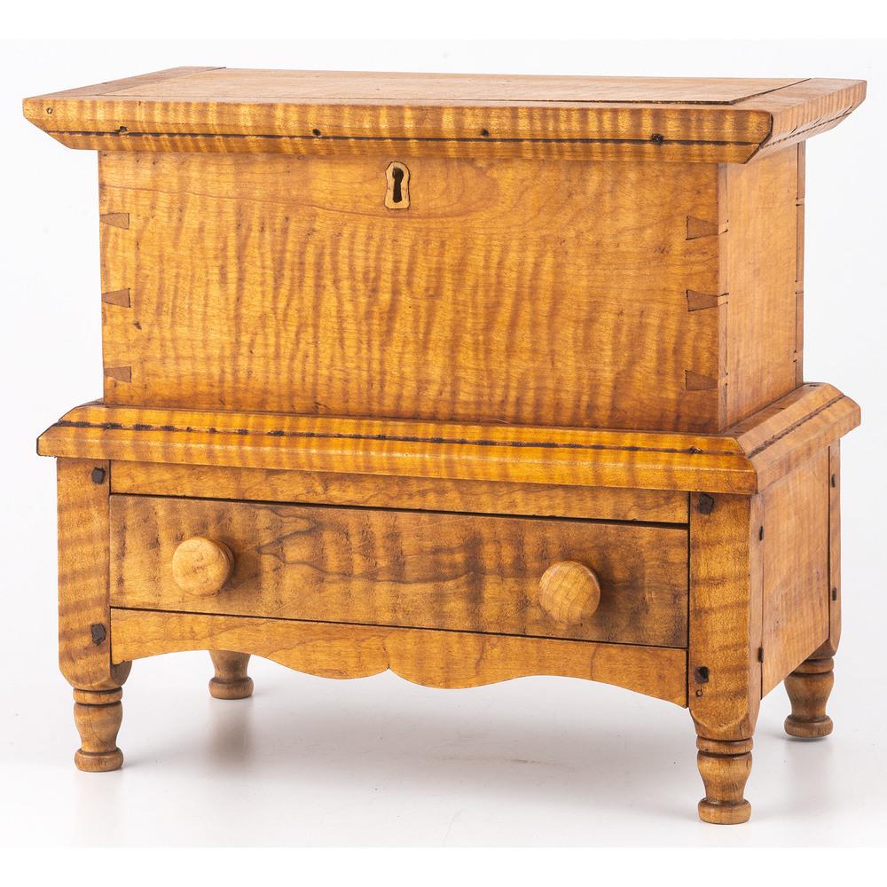 Miniature Sugar Chest - Sep 27, 2019 | Cowan's Auctions in OH