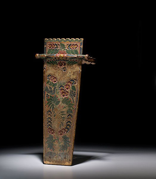 288: Mohawk Carved Cradleboard