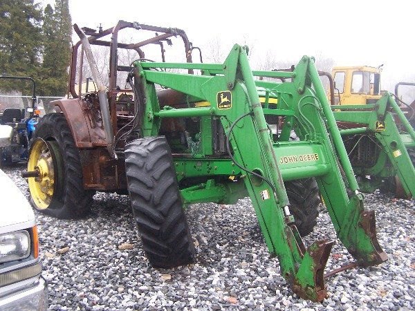 119: John Deere 7410 4x4 Tractor Loader Fire Damage