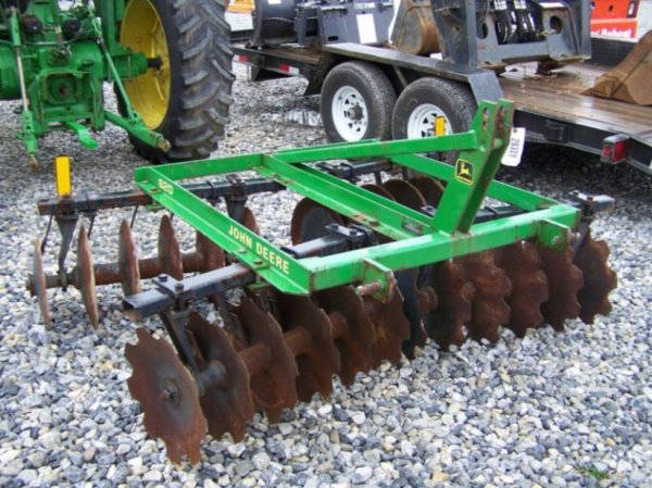 John Deere 620 8' 3pt Disc For Tractors, 24 Blade