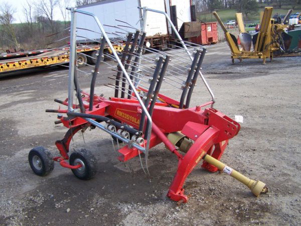 913: Morra 3pt Rotary Hay Rake for Tractors