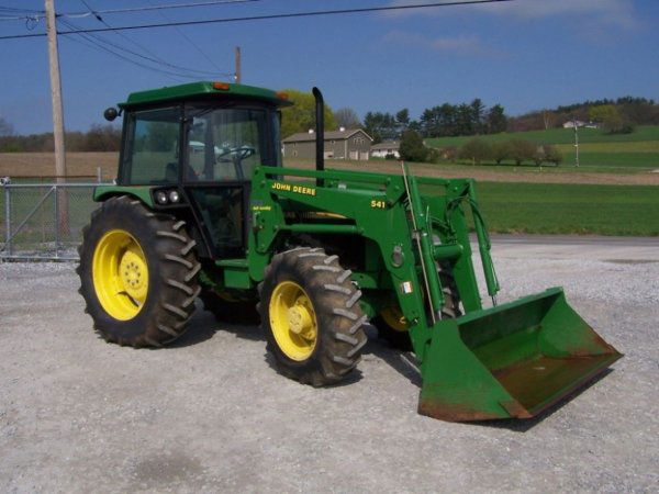 152: John Deere 2755 4x4 Farm Tractor with Cab Loader - May 12, 2008 ...