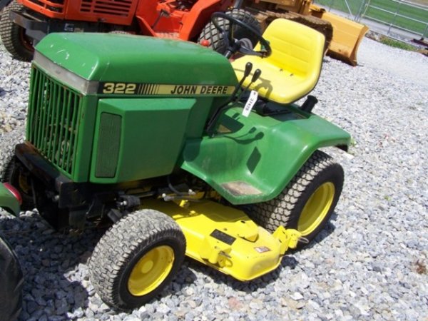 192: John Deere 322 Lawn and Garden Tractor, 48" Mower