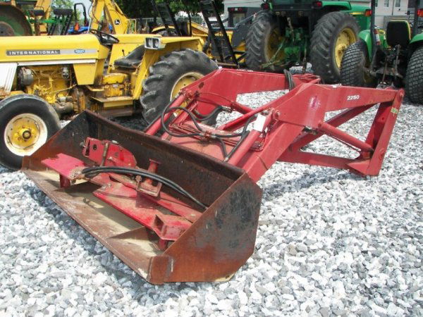 International 2250 Mount O Matic Tractor Loader - Jun 09, 2008 | G.W ...