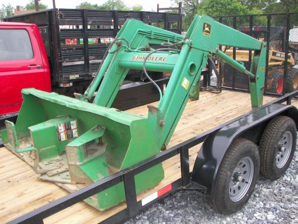 1297: John Deere 540 Loader with brackets for Tractors