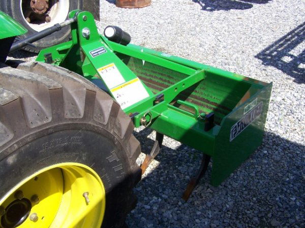 709: Very Nice Frontier BB1060 Box Blade for Tractor