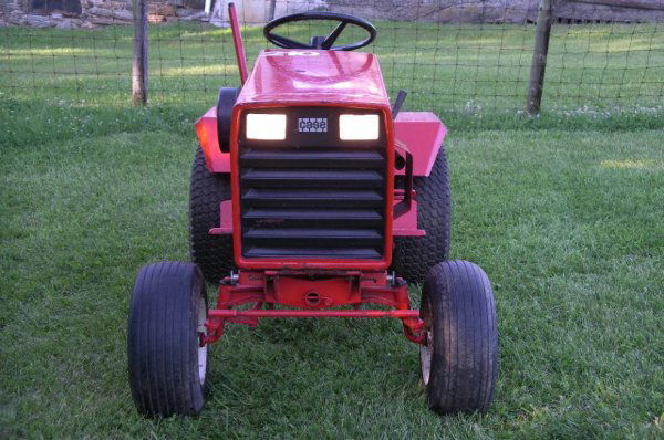 Original 1981 Case 210 Lawn & Garden Tractor - Aug 16, 2008 | G.W ...
