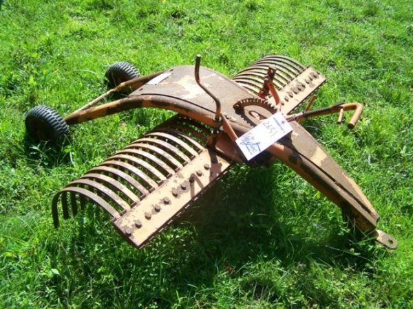 2651: Pull Type York Rake for Lawn and Garden Tractors