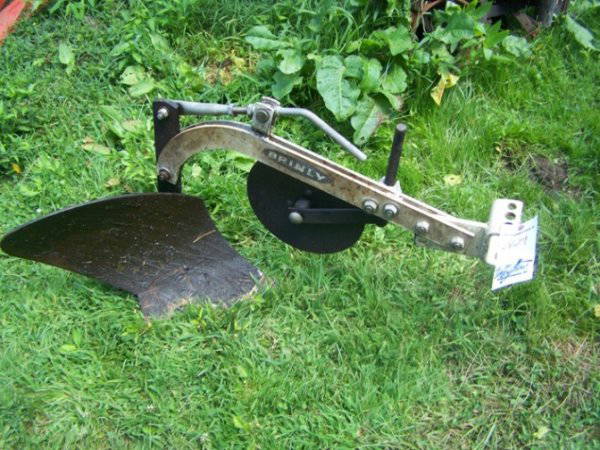 Brinly Sleeve Hitch Plow For Garden Tractors